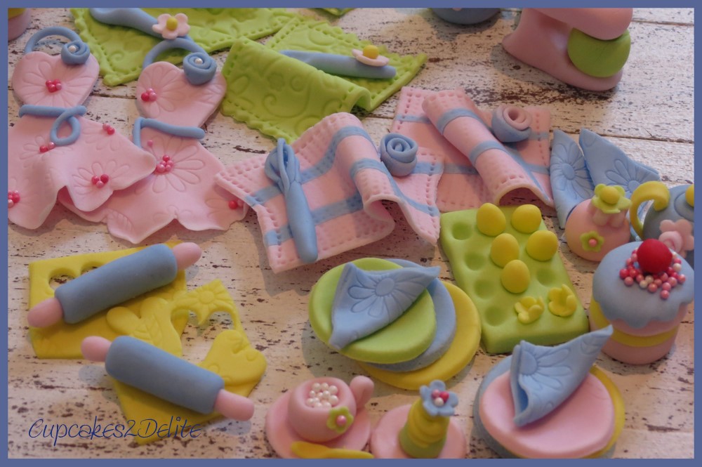 Kitchen Tea Cupcakes for Amy! | cupcakes2delite